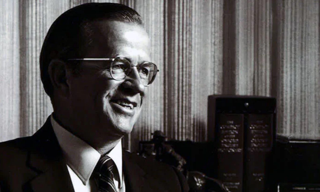 VISA's founders vision of a global mega co-op - Mutual Interest Media